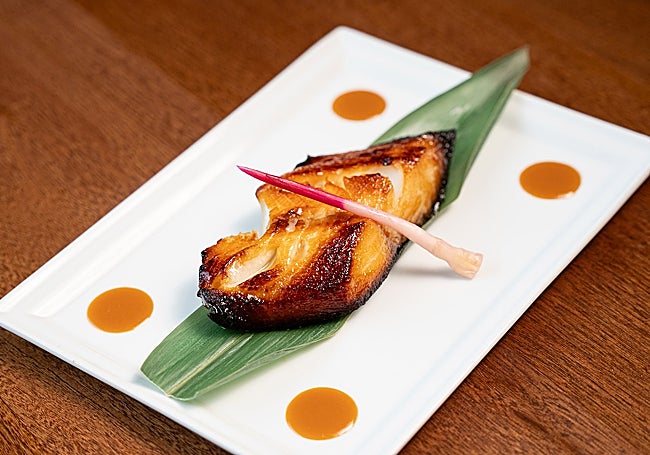 Receta de bacalao negro den miso de Óscar Santos del Restaurante Nobu | El Diario Vasco